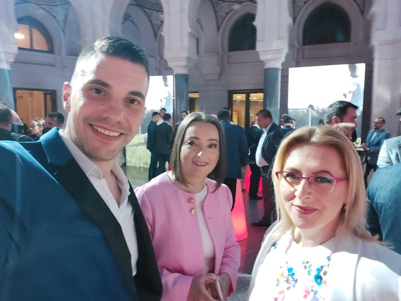 ASL Team Attends Coca-Cola FIFA World Cup Trophy Tour
